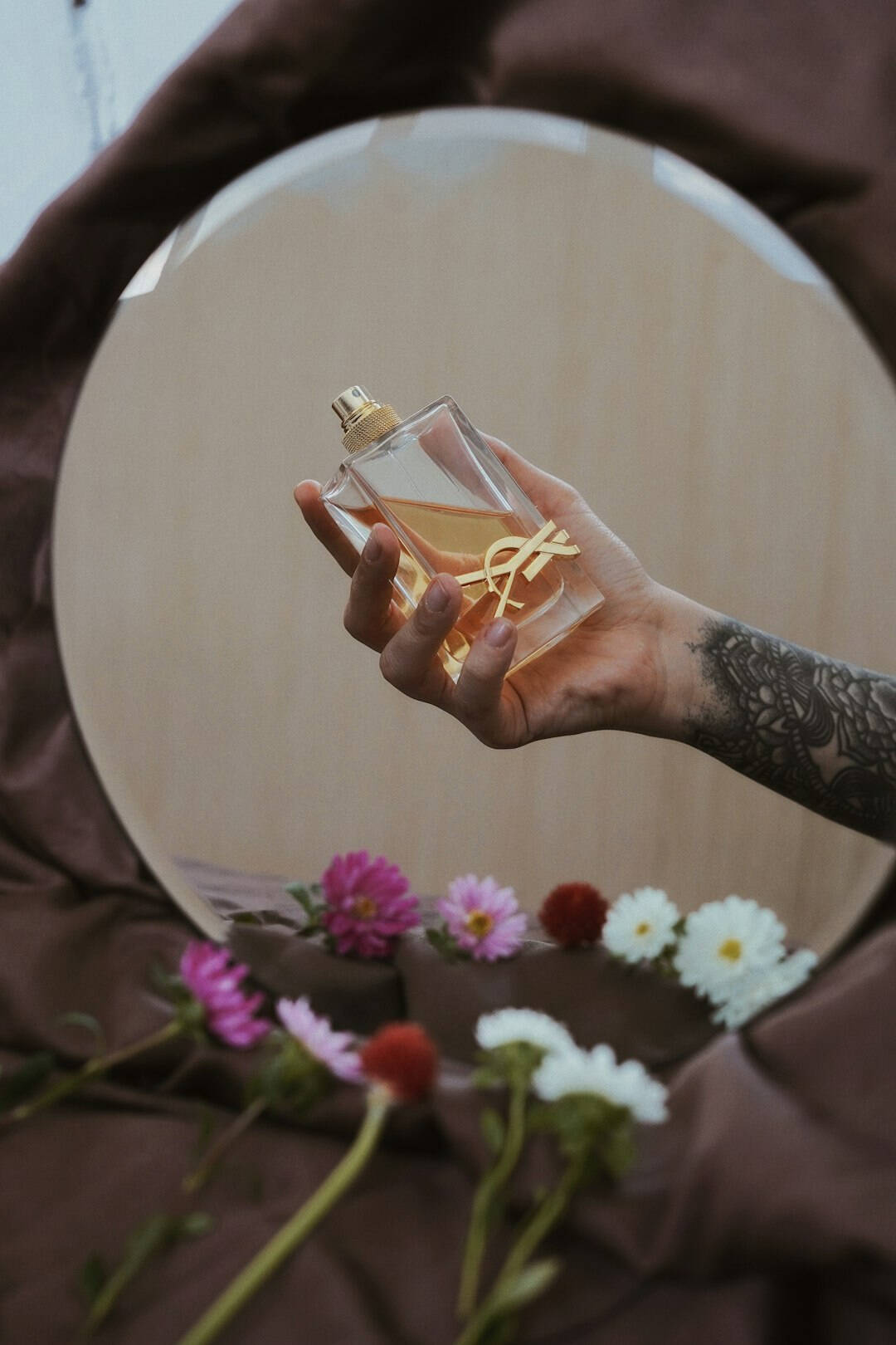 All the best fragrances, for 30-40% less. | Perfume Gallery